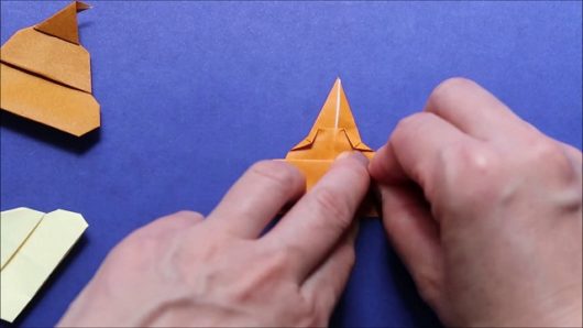 折り紙【うんち/うんこ】折り方 簡単で面白い♪【動画付き】 Origami ” poop ”｜海外Tips☆DIYエコスローライフ
